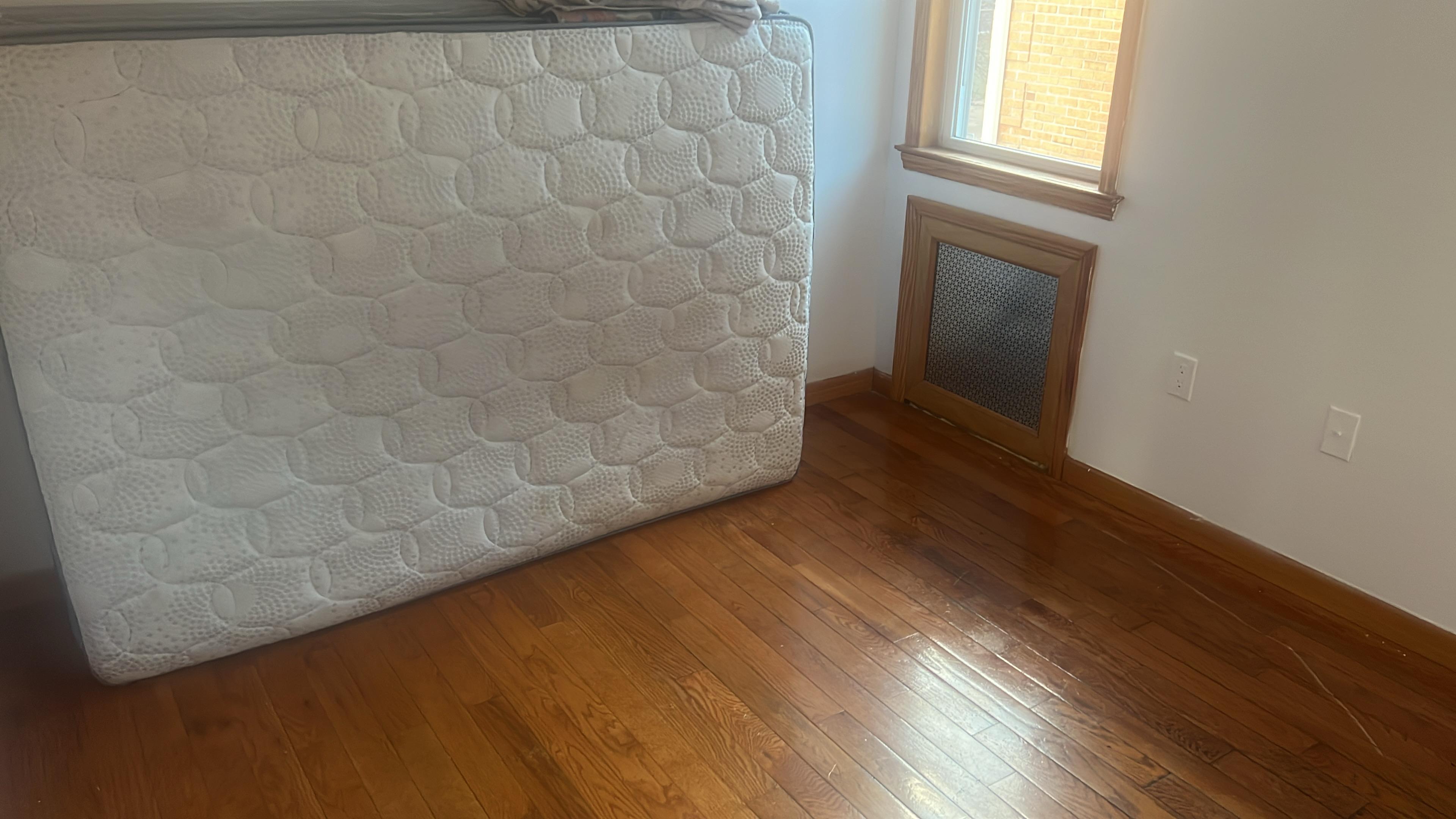 Lindo cuarto con facil acceso a laundry y bus, cerca del tren 7 ...